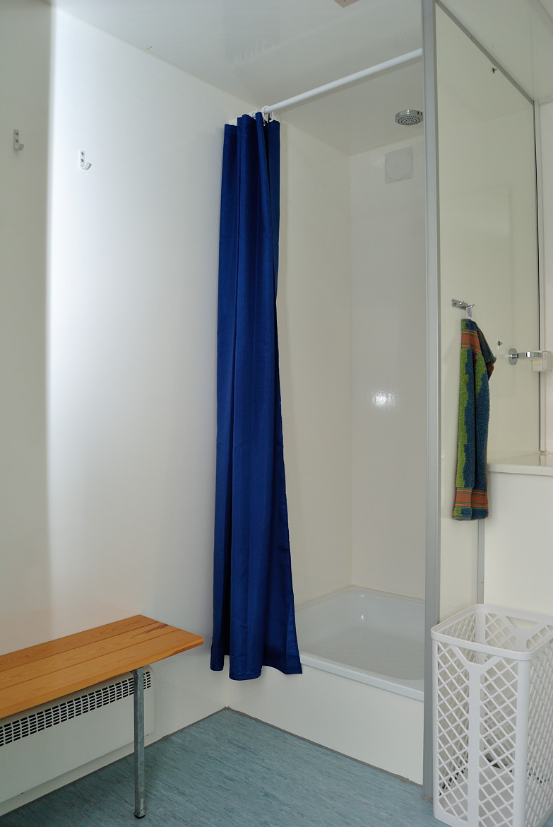 Bad Mobil Duschwagen, Waschbecken und WC - Verleih Tobias Evers